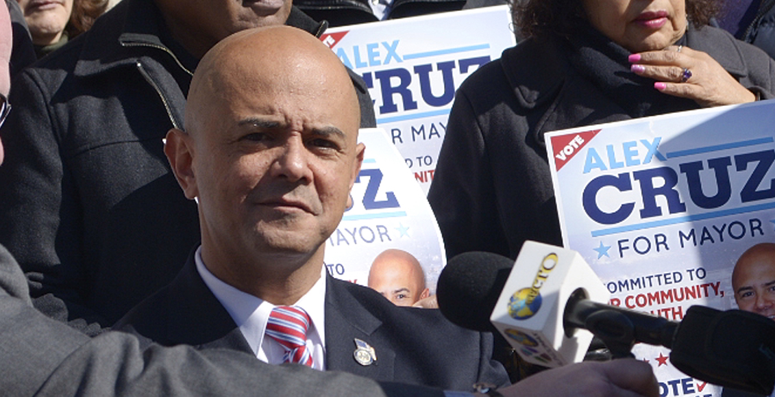 Alex Cruz salva candidatura en Paterson | Reporte Hispano