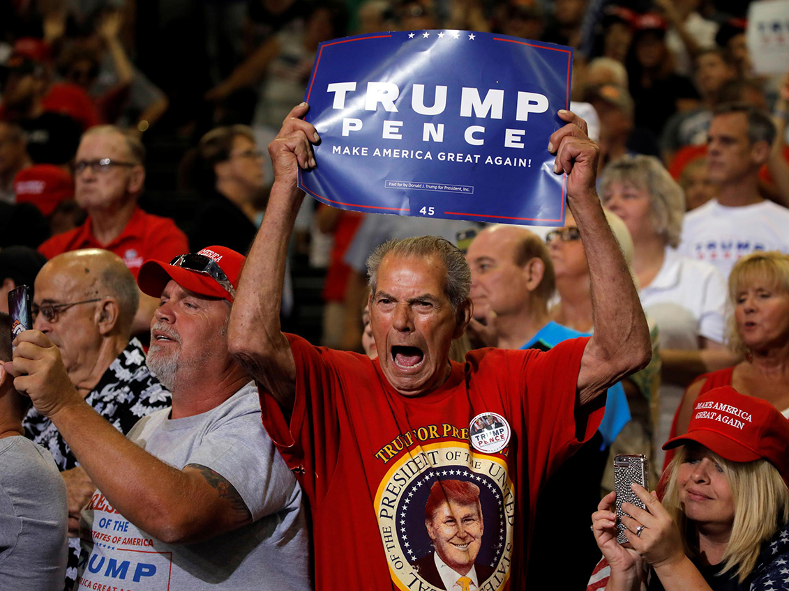 Buscan respuestas al apoyo de los votantes blancos hacia Trump ...