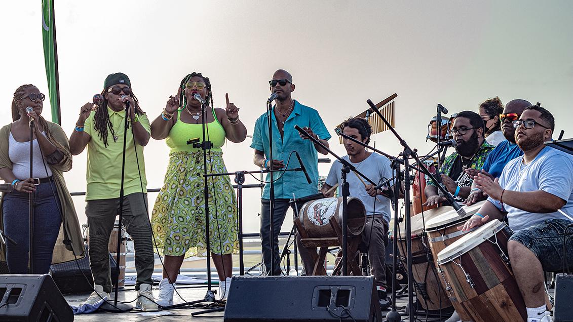 Puerto Rico reivindica su identidad al ritmo de la bomba | Reporte Hispano